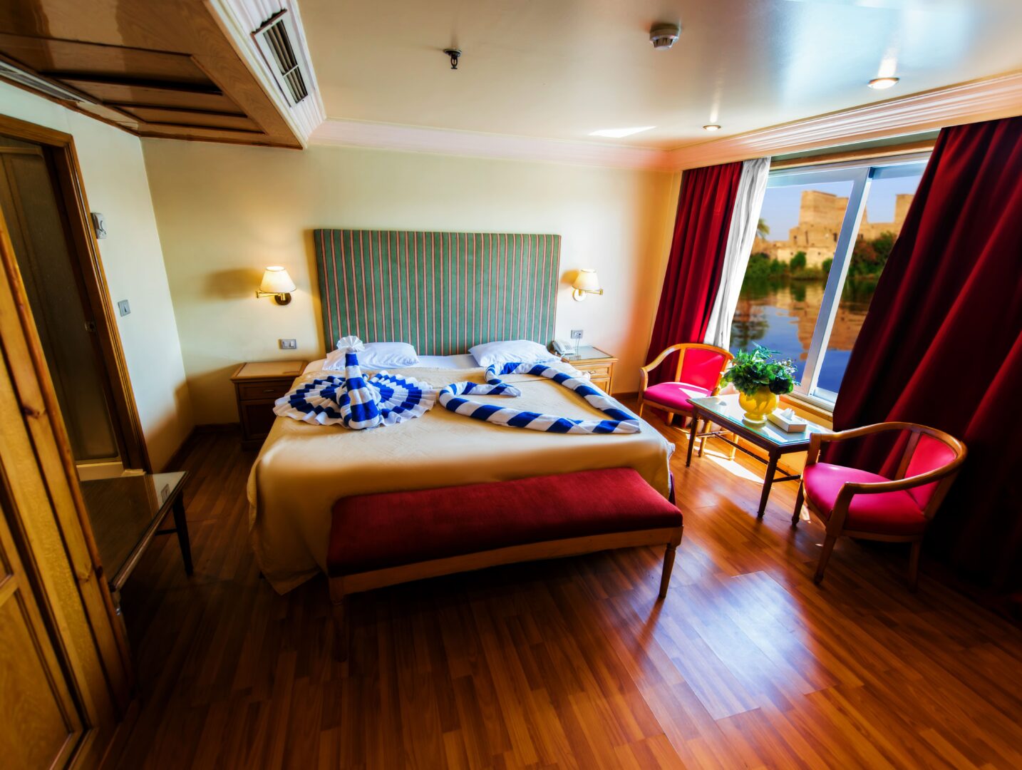 حابي 5 نايل كروز – M/S Hapi 5 Nile Cruise – ☎️ هاميس ترافيل اتصل بنا ...